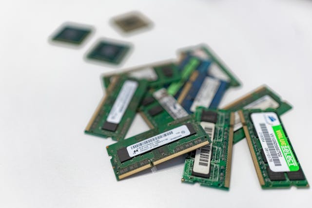 The Development of Data Storage: From Memory Cards to the Cloud - Koofr ...